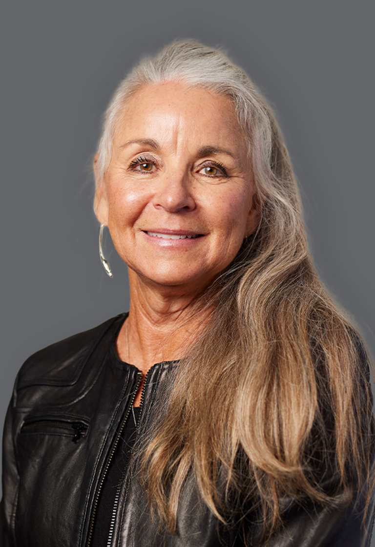 Dr. Lisa Kerns | Trusted Orthodontist in Brunswick, GA